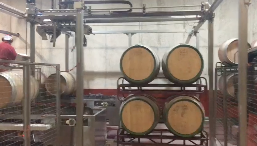 Racking is fundamental | Muriel Wines